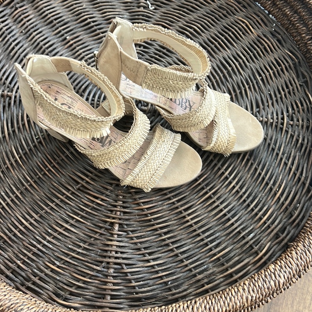 Raffia Heels Perfect !! 7.5 - Gem